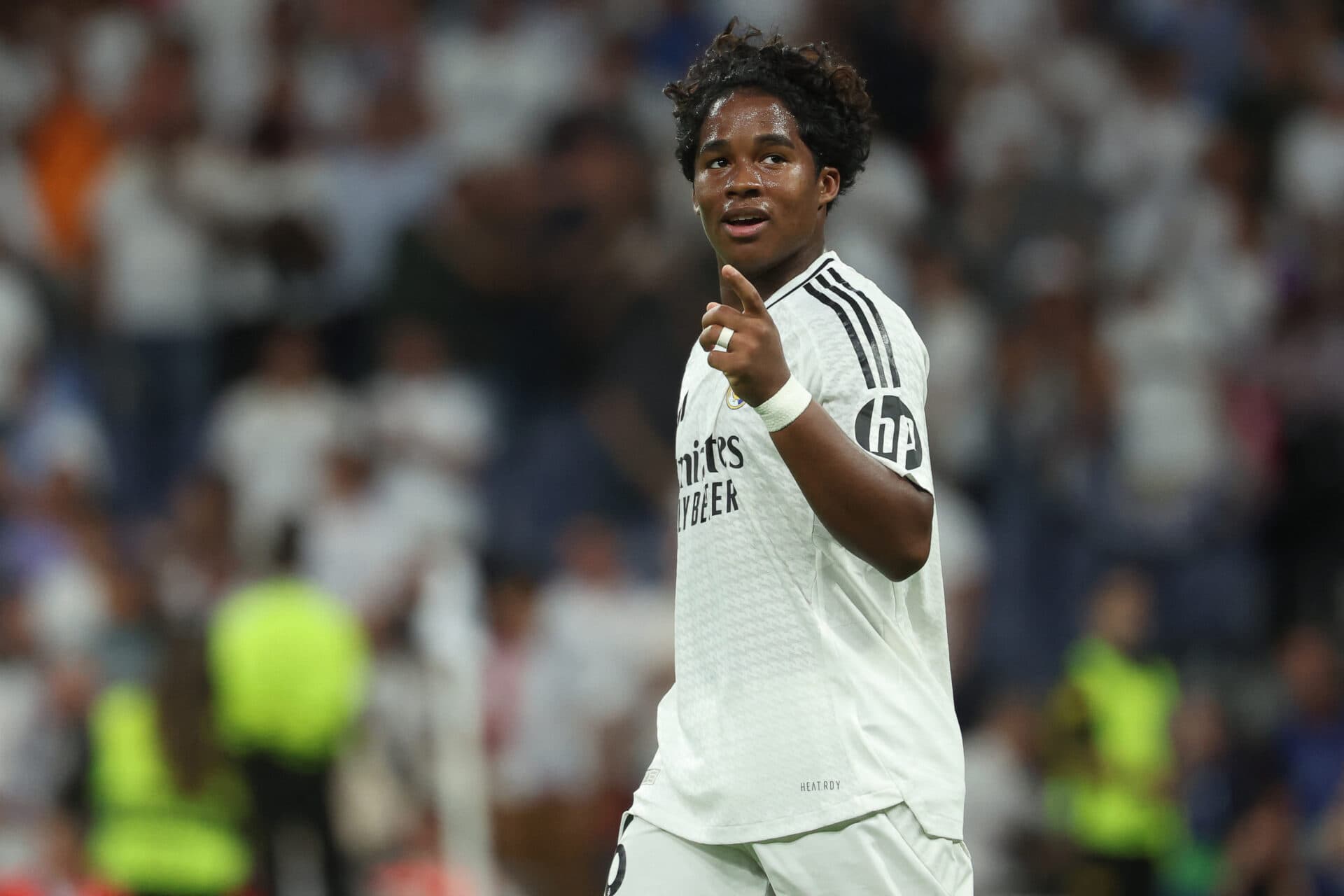 Endrick viaja aos EUA e se junta ao Real Madrid no Mundial